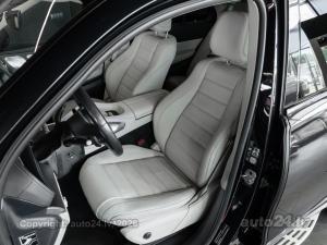 Melns Mercedes-Benz GLE-Class 2021 Tallina, ar dzinēja tilpumu 2.00 L un nobraukumu 93 tūkst. km par 53900 €, foto 9 vietnē AUTOMOTO.COM.LV