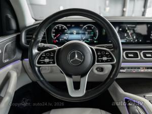 Melns Mercedes-Benz GLE-Class 2021 Tallina, ar dzinēja tilpumu 2.00 L un nobraukumu 93 tūkst. km par 53900 €, foto 13 vietnē AUTOMOTO.COM.LV