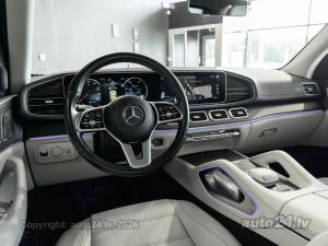 Melns Mercedes-Benz GLE-Class 2021 Tallina, ar dzinēja tilpumu 2.00 L un nobraukumu 93 tūkst. km par 53900 €, foto 14 vietnē AUTOMOTO.COM.LV