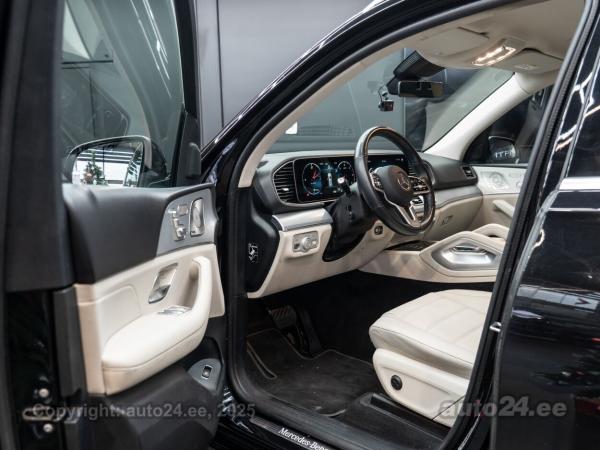 Melns Mercedes-Benz GLE-Class 2022 Tallina, ar dzinēja tilpumu 2.00 L un nobraukumu 51 tūkst. km par 63900 €, foto 4 vietnē AUTOMOTO.COM.LV