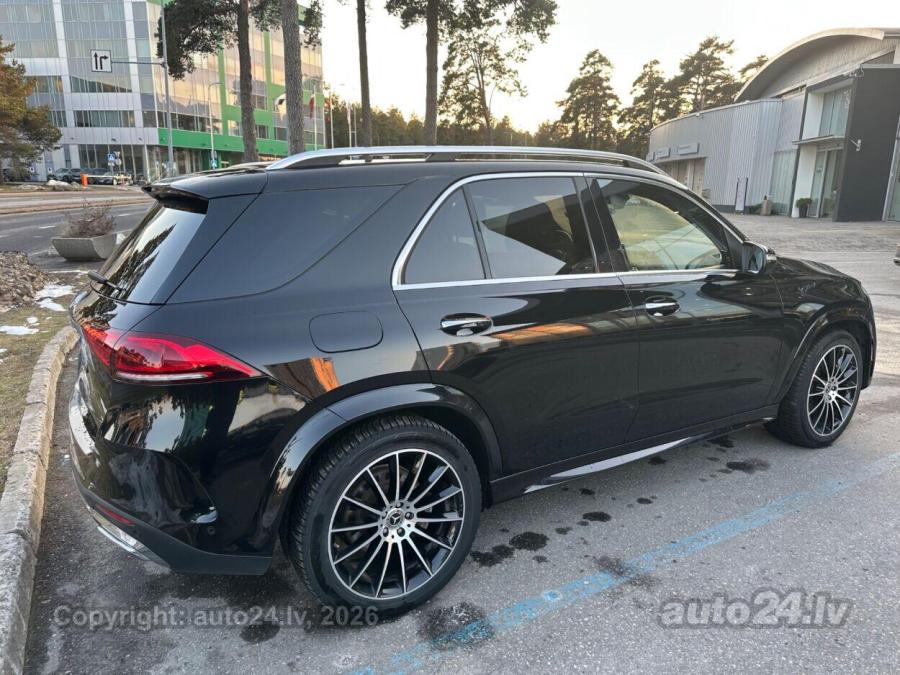 Black Mercedes-Benz GLE-Class 2022 in Tallinn, with an engine capacity of 2.00 L and mileage of 60 thousand km for 63000 €, photo 2 on AUTOMOTO.COM.LV