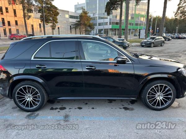 Black Mercedes-Benz GLE-Class 2022 in Tallinn, with an engine capacity of 2.00 L and mileage of 60 thousand km for 63000 €, photo 3 on AUTOMOTO.COM.LV
