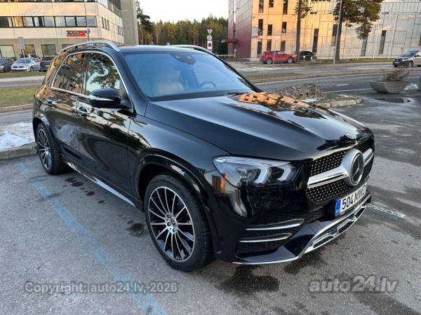 Black Mercedes-Benz GLE-Class 2022 in Tallinn, with an engine capacity of 2.00 L and mileage of 60 thousand km for 63000 €, photo 4 on AUTOMOTO.COM.LV