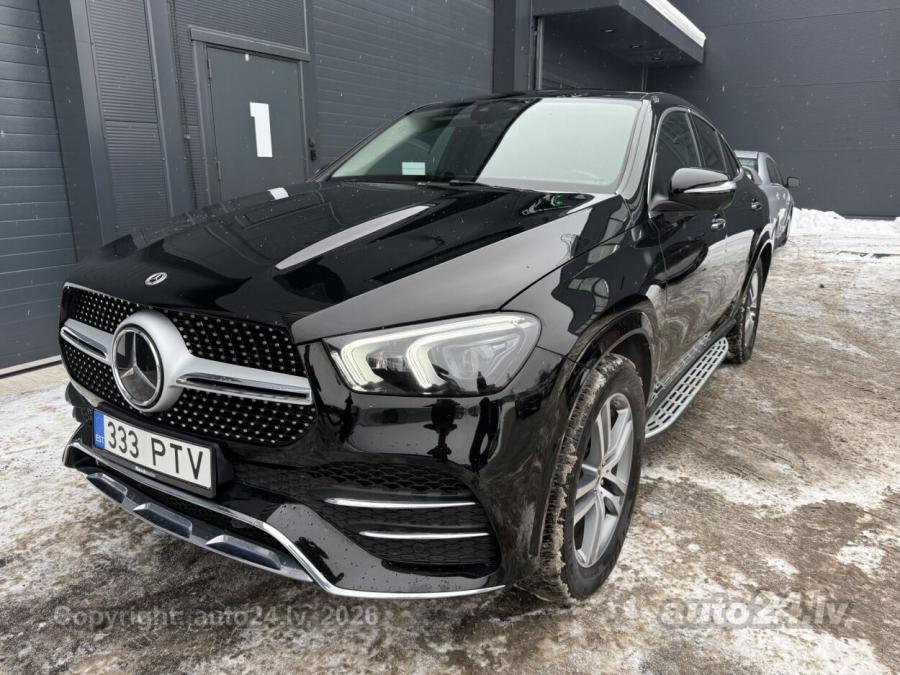 Melns Mercedes-Benz GLE-Class 2022 Tallina, ar dzinēja tilpumu 2.00 L un nobraukumu 144 tūkst. km par 67900 €, foto 1 vietnē AUTOMOTO.COM.LV