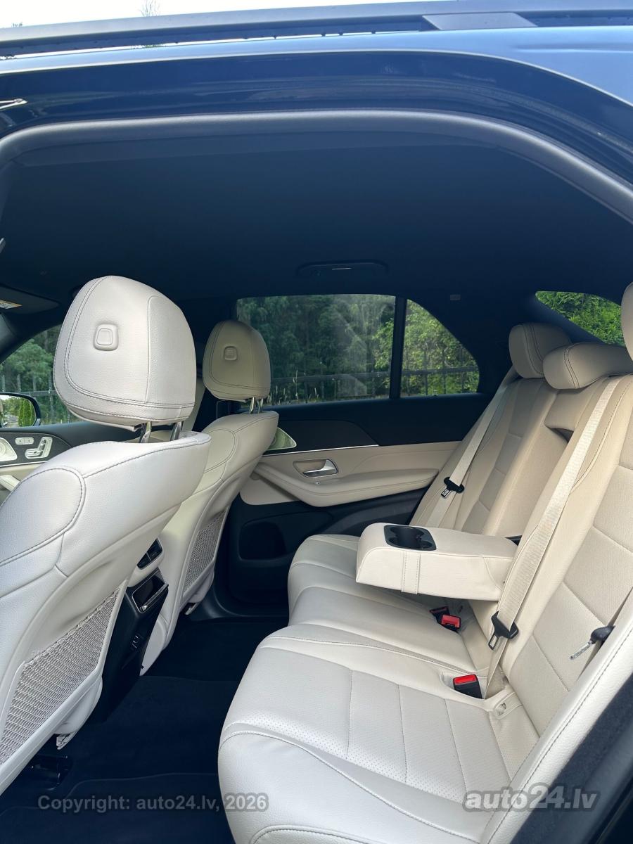 Melns Mercedes-Benz GLE-Class 2023 Tallina, ar dzinēja tilpumu 2.00 L un nobraukumu 32 tūkst. km par 82500 €, foto 8 vietnē AUTOMOTO.COM.LV