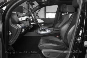 Black Mercedes-Benz GLE-Class 2023 in Riga, with an engine capacity of 2.00 L and mileage of 30 thousand km for 63525 €, photo 9 on AUTOMOTO.COM.LV