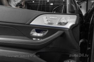 Black Mercedes-Benz GLE-Class 2023 in Riga, with an engine capacity of 2.00 L and mileage of 30 thousand km for 63525 €, photo 15 on AUTOMOTO.COM.LV