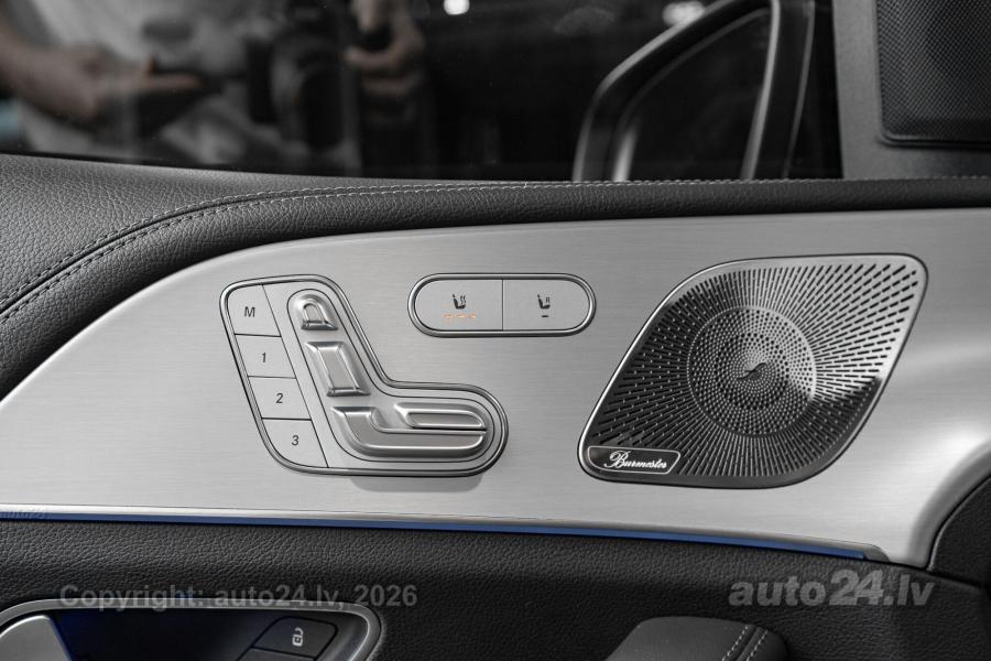 Black Mercedes-Benz GLE-Class 2023 in Riga, with an engine capacity of 2.00 L and mileage of 30 thousand km for 63525 €, photo 16 on AUTOMOTO.COM.LV