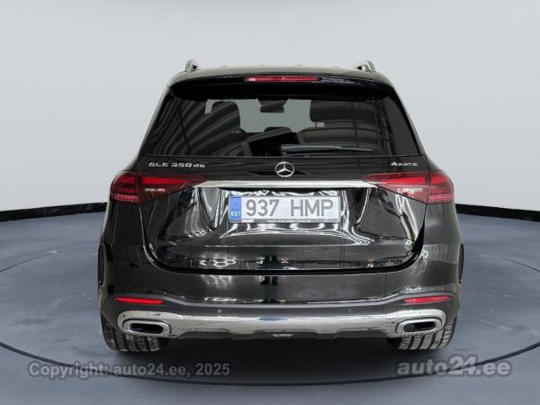 Melns Mercedes-Benz GLE-Class 2024 Tallina, ar dzinēja tilpumu 2.00 L un nobraukumu 21 tūkst. km par 84950 €, foto 11 vietnē AUTOMOTO.COM.LV