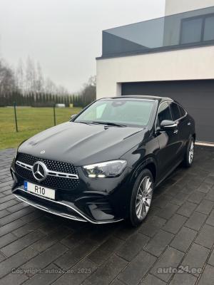 Melns Mercedes-Benz GLE-Class 2025 Pērnava, ar dzinēja tilpumu 2.00 L un nobraukumu 800 tūkst. km par 105000 €, foto 1 vietnē AUTOMOTO.COM.LV