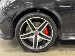 Melns Mercedes-Benz GLE-Class 2017 Tallina, ar dzinēja tilpumu 5.50 L un nobraukumu 191 tūkst. km par 29995 €, foto 6 vietnē AUTOMOTO.COM.LV