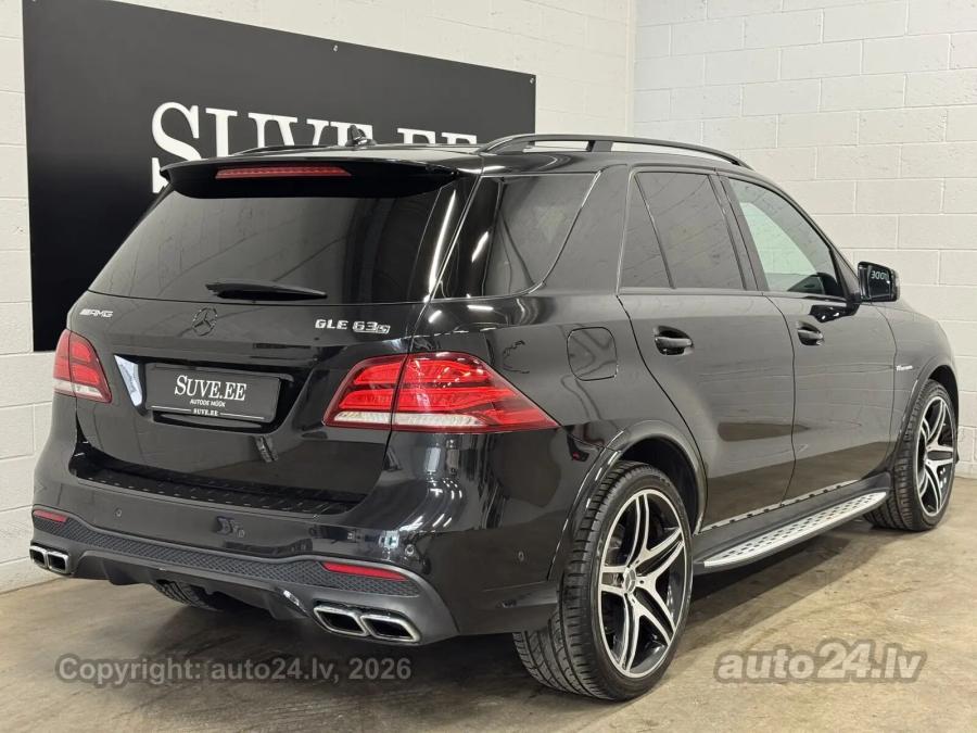 Melns Mercedes-Benz GLE-Class 2017 Tallina, ar dzinēja tilpumu 5.50 L un nobraukumu 191 tūkst. km par 29995 €, foto 7 vietnē AUTOMOTO.COM.LV