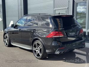 Melns Mercedes-Benz GLE-Class 2017 Tallina, ar dzinēja tilpumu 5.50 L un nobraukumu 191 tūkst. km par 29995 €, foto 29 vietnē AUTOMOTO.COM.LV