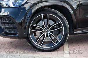 Black Mercedes-Benz GLE-Class 2020 in Tartu, with an engine capacity of 2.90 L and mileage of 151 thousand km for 51900 €, photo 9 on AUTOMOTO.COM.LV