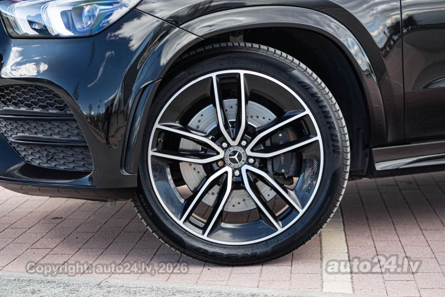 Black Mercedes-Benz GLE-Class 2020 in Tartu, with an engine capacity of 2.90 L and mileage of 151 thousand km for 51900 €, photo 9 on AUTOMOTO.COM.LV