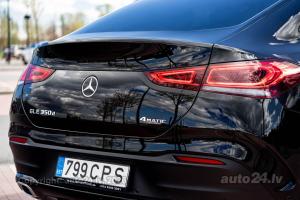 Black Mercedes-Benz GLE-Class 2020 in Tartu, with an engine capacity of 2.90 L and mileage of 151 thousand km for 51900 €, photo 10 on AUTOMOTO.COM.LV