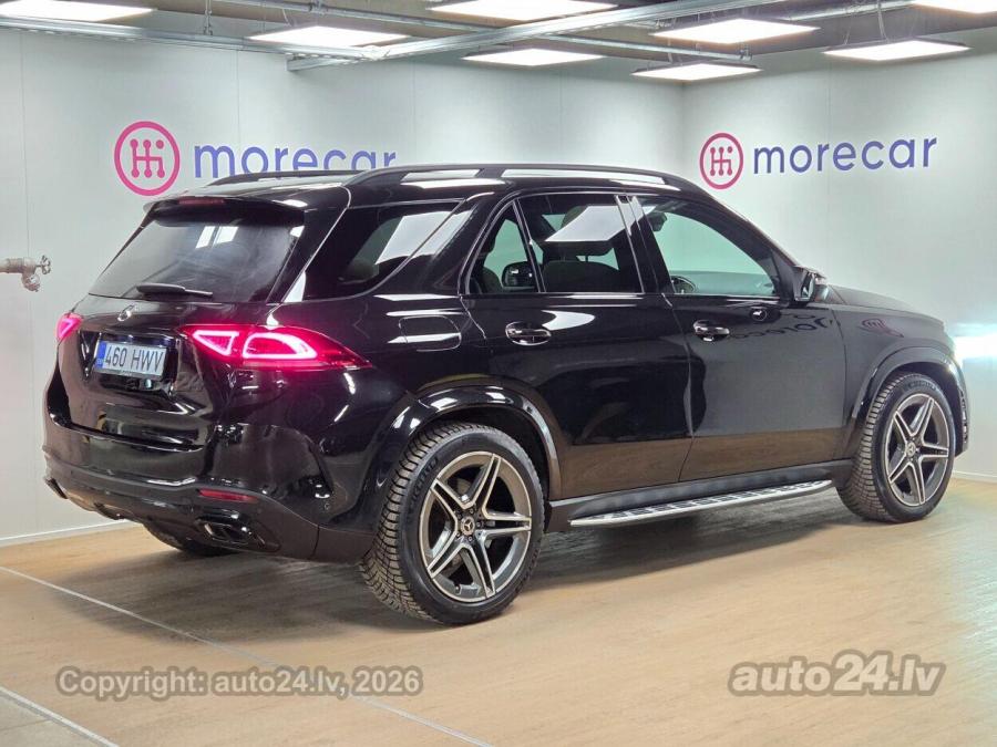 Melns Mercedes-Benz GLE-Class 2021 Tallina, ar dzinēja tilpumu 2.90 L un nobraukumu 108 tūkst. km par 56900 €, foto 4 vietnē AUTOMOTO.COM.LV