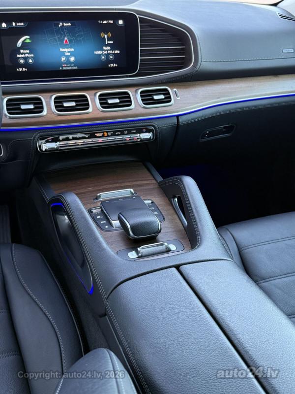 Melns Mercedes-Benz GLE-Class 2021 Tartu, ar dzinēja tilpumu 2.90 L un nobraukumu 150 tūkst. km par 54800 €, foto 11 vietnē AUTOMOTO.COM.LV