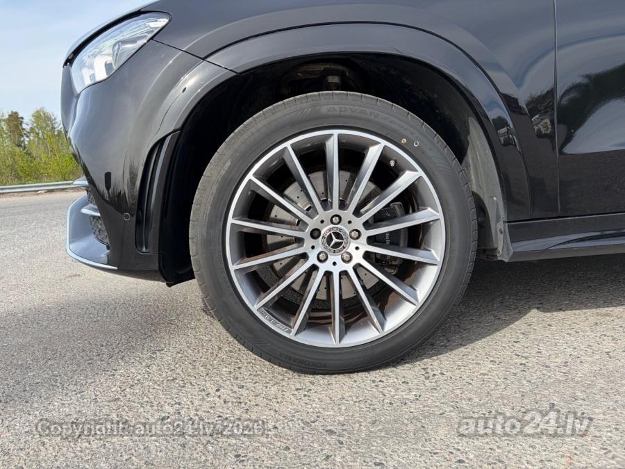 Black Mercedes-Benz GLE-Class 2021 in Tallinn, with an engine capacity of 2.90 L and mileage of 76 thousand km for 69900 €, photo 10 on AUTOMOTO.COM.LV
