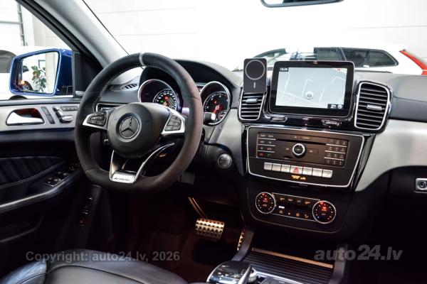 Blue Mercedes-Benz GLE-Class 2017 in Tallinn, with an engine capacity of 3.00 L and mileage of 104 thousand km for 38500 €, photo 9 on AUTOMOTO.COM.LV