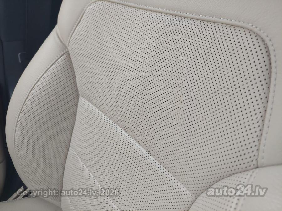 Blue Mercedes-Benz GLE-Class 2017 in Tallinn, with an engine capacity of 3.00 L and mileage of 153 thousand km for 27500 €, photo 16 on AUTOMOTO.COM.LV