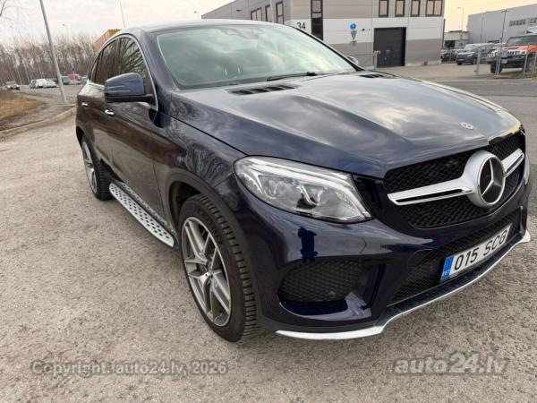 Zils Mercedes-Benz GLE-Class 2020 Tallina, ar dzinēja tilpumu 3.00 L un nobraukumu 99 tūkst. km par 55000 €, foto 2 vietnē AUTOMOTO.COM.LV