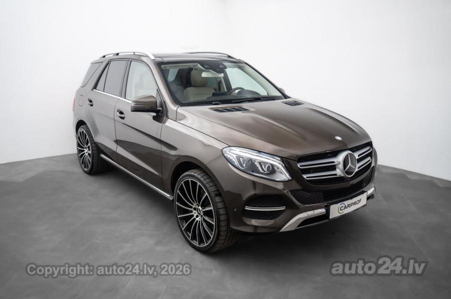 Brown Mercedes-Benz GLE-Class 2015 in Tallinn, with an engine capacity of 3.00 L and mileage of 141 thousand km for 20999 €, photo 4 on AUTOMOTO.COM.LV