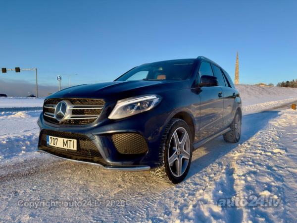 Mercedes-Benz GLE-Class 2018 Tallina, ar dzinēja tilpumu 3.00 L un nobraukumu 160 tūkst. km par 35900 €, foto 1 vietnē AUTOMOTO.COM.LV