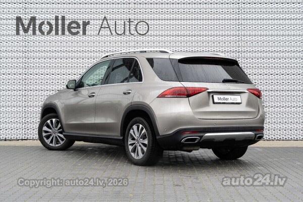 Mercedes-Benz GLE-Class 2020 in Riga on AUTOMOTO.COM.LV Mercedes-Benz GLE-Class 2020 in Riga, with an engine capacity of 3.00 L and mileage of 73 thousand km for 57286 €, photo 5 on AUTOMOTO.COM.LV