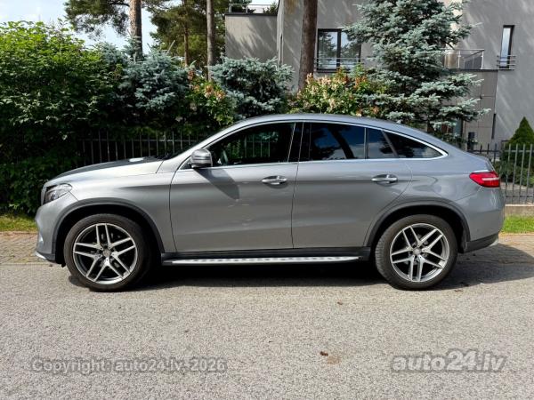 Grey Mercedes-Benz GLE-Class 2016 in Tallinn, with an engine capacity of 3.50 L and mileage of 218 thousand km for 31000 €, photo 3 on AUTOMOTO.COM.LV