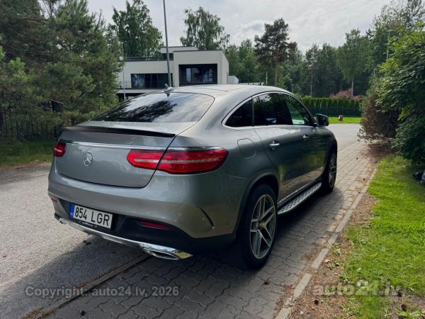 Grey Mercedes-Benz GLE-Class 2016 in Tallinn, with an engine capacity of 3.50 L and mileage of 218 thousand km for 31000 €, photo 6 on AUTOMOTO.COM.LV