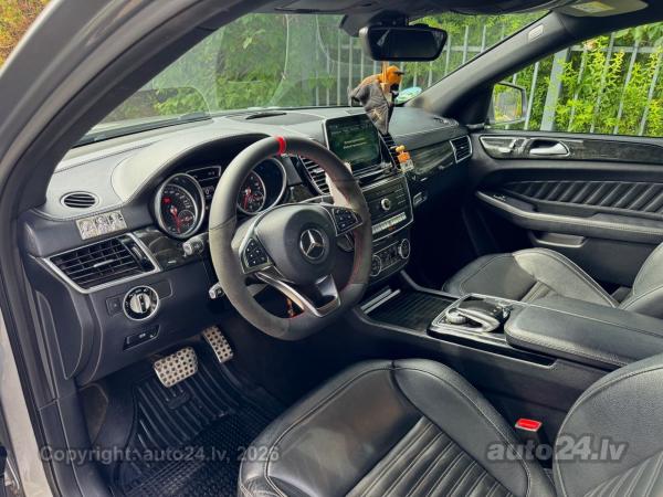 Grey Mercedes-Benz GLE-Class 2016 in Tallinn, with an engine capacity of 3.50 L and mileage of 218 thousand km for 31000 €, photo 10 on AUTOMOTO.COM.LV