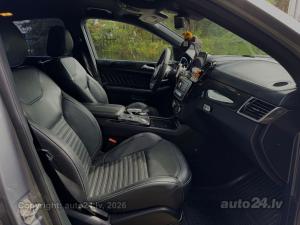 Pelēks Mercedes-Benz GLE-Class 2016 Tallina, ar dzinēja tilpumu 3.50 L un nobraukumu 218 tūkst. km par 31000 €, foto 19 vietnē AUTOMOTO.COM.LV