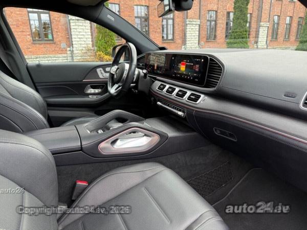 Grey Mercedes-Benz GLE-Class 2020 in Tallinn, with an engine capacity of 2.90 L and mileage of 124 thousand km for 54990 €, photo 8 on AUTOMOTO.COM.LV