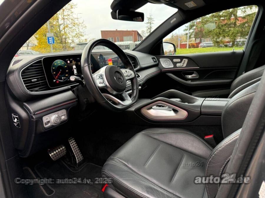 Grey Mercedes-Benz GLE-Class 2020 in Tallinn, with an engine capacity of 2.90 L and mileage of 124 thousand km for 54990 €, photo 5 on AUTOMOTO.COM.LV