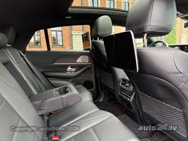 Grey Mercedes-Benz GLE-Class 2020 in Tallinn, with an engine capacity of 2.90 L and mileage of 124 thousand km for 54990 €, photo 11 on AUTOMOTO.COM.LV