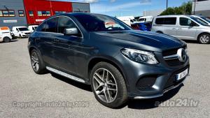 Pelēks Mercedes-Benz GLE-Class 2016 Tallina, ar dzinēja tilpumu 3.00 L un nobraukumu 170 tūkst. km par 27990 €, foto 5 vietnē AUTOMOTO.COM.LV