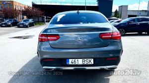 Pelēks Mercedes-Benz GLE-Class 2016 Tallina, ar dzinēja tilpumu 3.00 L un nobraukumu 170 tūkst. km par 27990 €, foto 10 vietnē AUTOMOTO.COM.LV