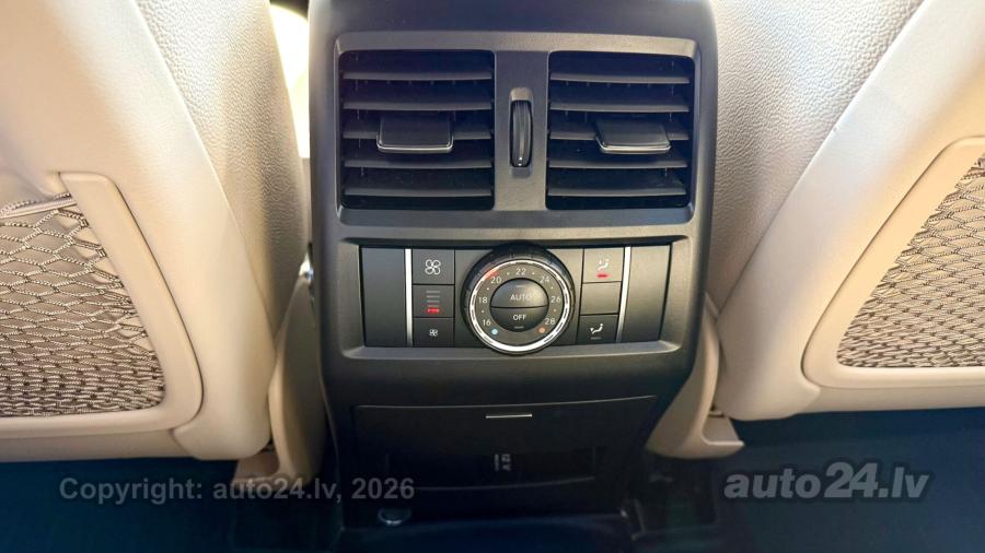 Pelēks Mercedes-Benz GLE-Class 2016 Tallina, ar dzinēja tilpumu 3.00 L un nobraukumu 170 tūkst. km par 27990 €, foto 27 vietnē AUTOMOTO.COM.LV