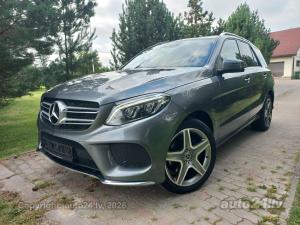 Grey Mercedes-Benz GLE-Class 2017 in Tartu, with an engine capacity of 3.00 L and mileage of 175 thousand km for 29900 €, photo  on AUTOMOTO.COM.LV