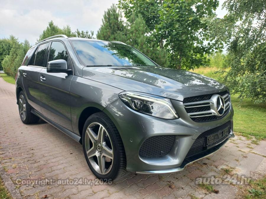 Grey Mercedes-Benz GLE-Class 2017 in Tartu, with an engine capacity of 3.00 L and mileage of 175 thousand km for 29900 €, photo 6 on AUTOMOTO.COM.LV