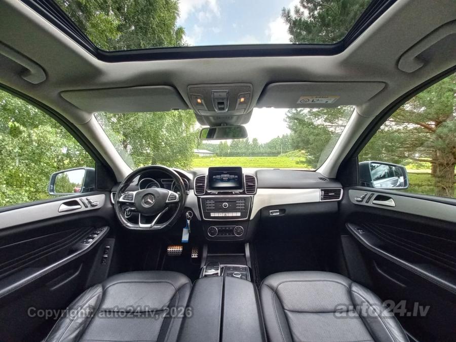 Grey Mercedes-Benz GLE-Class 2017 in Tartu, with an engine capacity of 3.00 L and mileage of 175 thousand km for 29900 €, photo 17 on AUTOMOTO.COM.LV