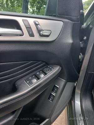 Grey Mercedes-Benz GLE-Class 2017 in Tartu, with an engine capacity of 3.00 L and mileage of 175 thousand km for 29900 €, photo 19 on AUTOMOTO.COM.LV