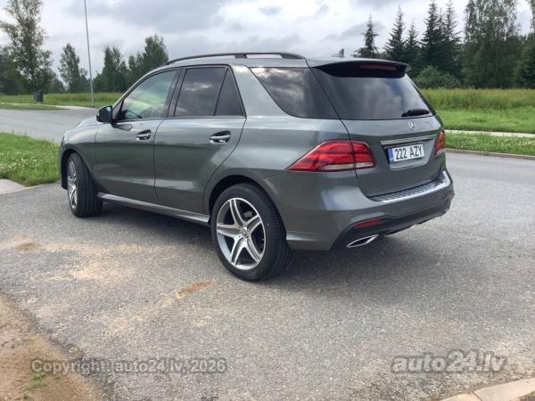 Grey Mercedes-Benz GLE-Class 2018 in Tallinn, with an engine capacity of 3.00 L and mileage of 190 thousand km for 29999 €, photo 3 on AUTOMOTO.COM.LV