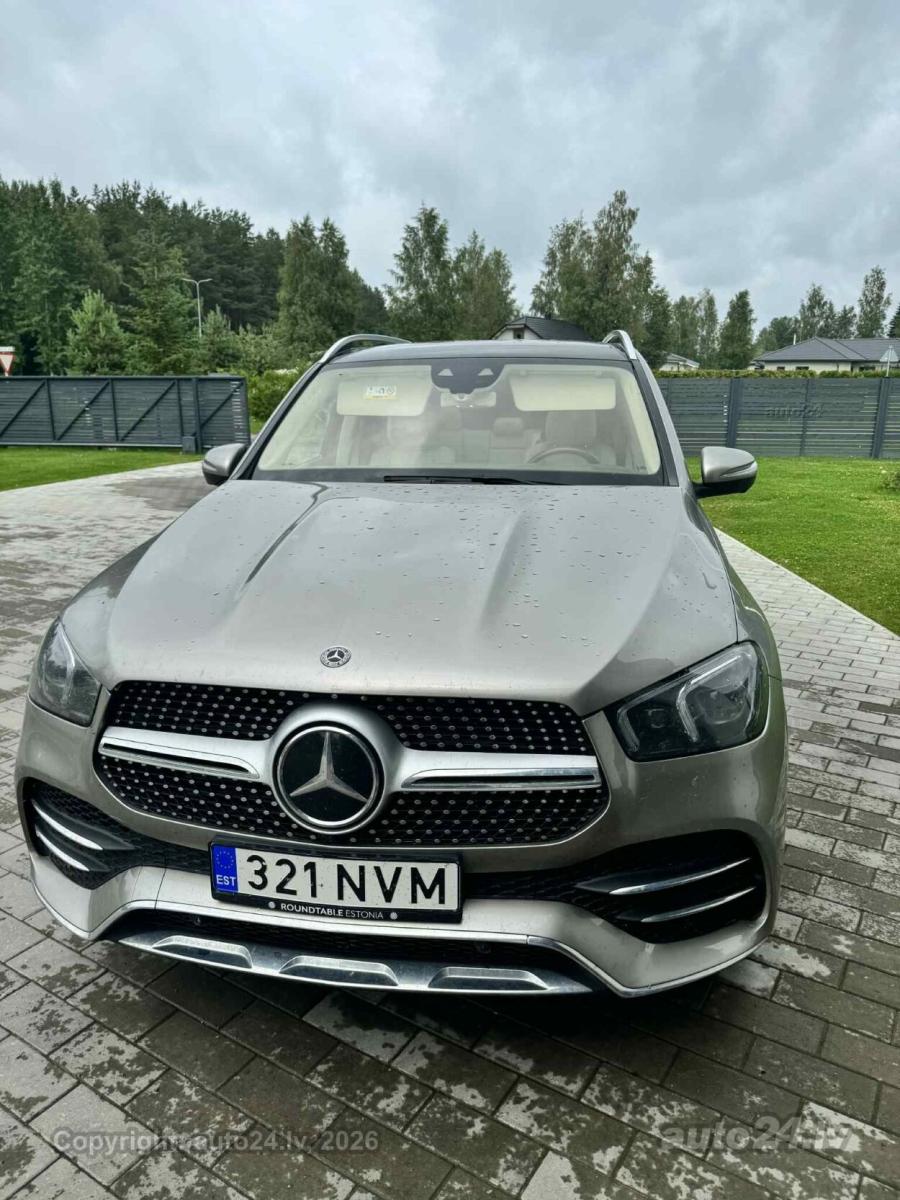 Pelēks Mercedes-Benz GLE-Class 2019 Tallina, ar dzinēja tilpumu 2.00 L un nobraukumu 195 tūkst. km par 37500 €, foto 1 vietnē AUTOMOTO.COM.LV