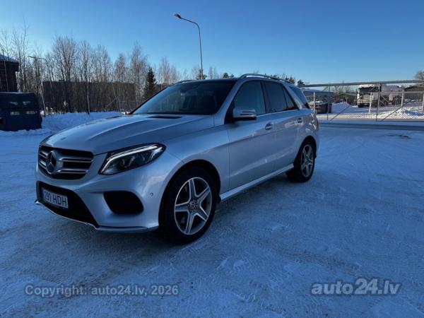 Pelēks Mercedes-Benz GLE-Class 2019 Tallina, ar dzinēja tilpumu 3.00 L un nobraukumu 263 tūkst. km par 25000 €, foto 1 vietnē AUTOMOTO.COM.LV