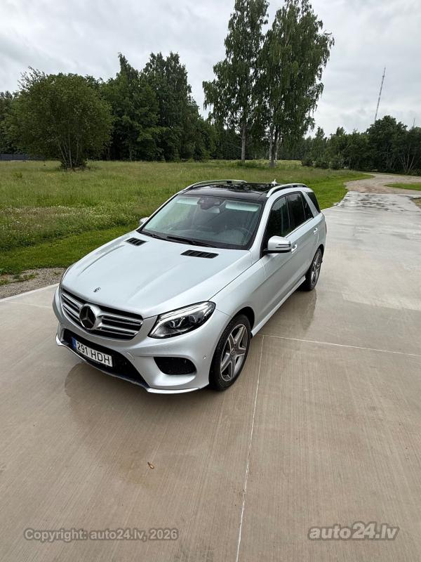 Grey Mercedes-Benz GLE-Class 2019 in Narva, with an engine capacity of 3.00 L and mileage of 271 thousand km for 25000 €, photo 1 on AUTOMOTO.COM.LV