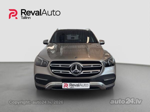 Grey Mercedes-Benz GLE-Class 2019 in Tallinn, with an engine capacity of 2.00 L and mileage of 124 thousand km for 39900 €, photo 4 on AUTOMOTO.COM.LV