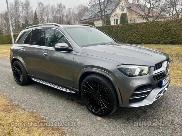 Pelēks Mercedes-Benz GLE-Class 2020 Rapla, ar dzinēja tilpumu 2.90 L un nobraukumu 200 tūkst. km par 49999 €, foto 2 vietnē AUTOMOTO.COM.LV