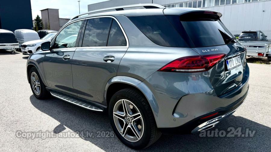Pelēks Mercedes-Benz GLE-Class 2020 Tallina, ar dzinēja tilpumu 3.00 L un nobraukumu 105 tūkst. km par 44890 €, foto 10 vietnē AUTOMOTO.COM.LV
